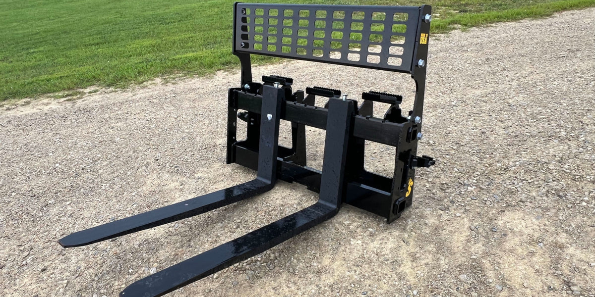 Stinger Attachments Skid Steer Class 3 Pallet Forks (PF3) — Titan ...